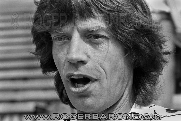 MICK JAGGER’S DIAMOND STUDDED TOOTH VISIBLE IN PHOTO FROM ROLLING ...